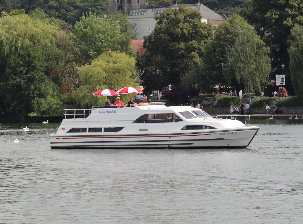 Lady Elizabeth - Kris Cruisers